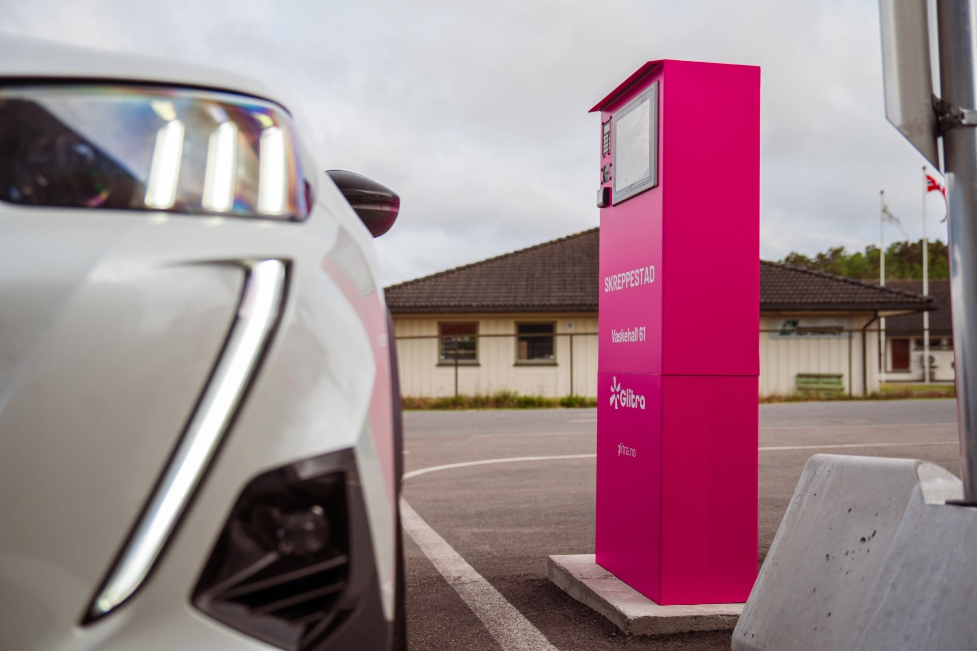 Glitra bilvask - Børsteløs eller premium vask med børster